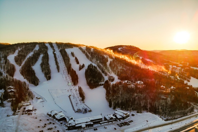 Ski Mont Blanc in the Laurentians launches its evening skiing for the ...